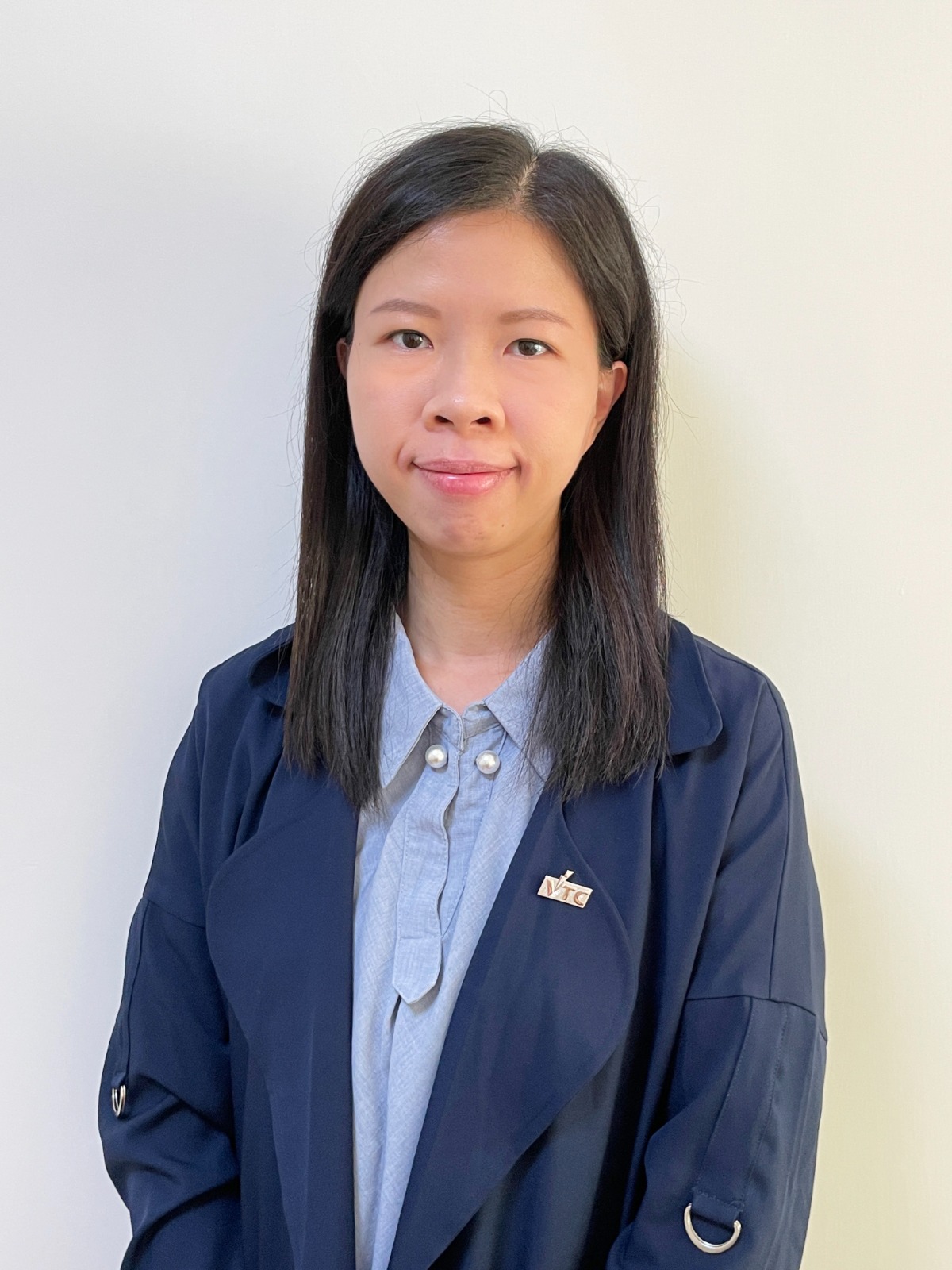 Pui Ying, Esther Li - BDA